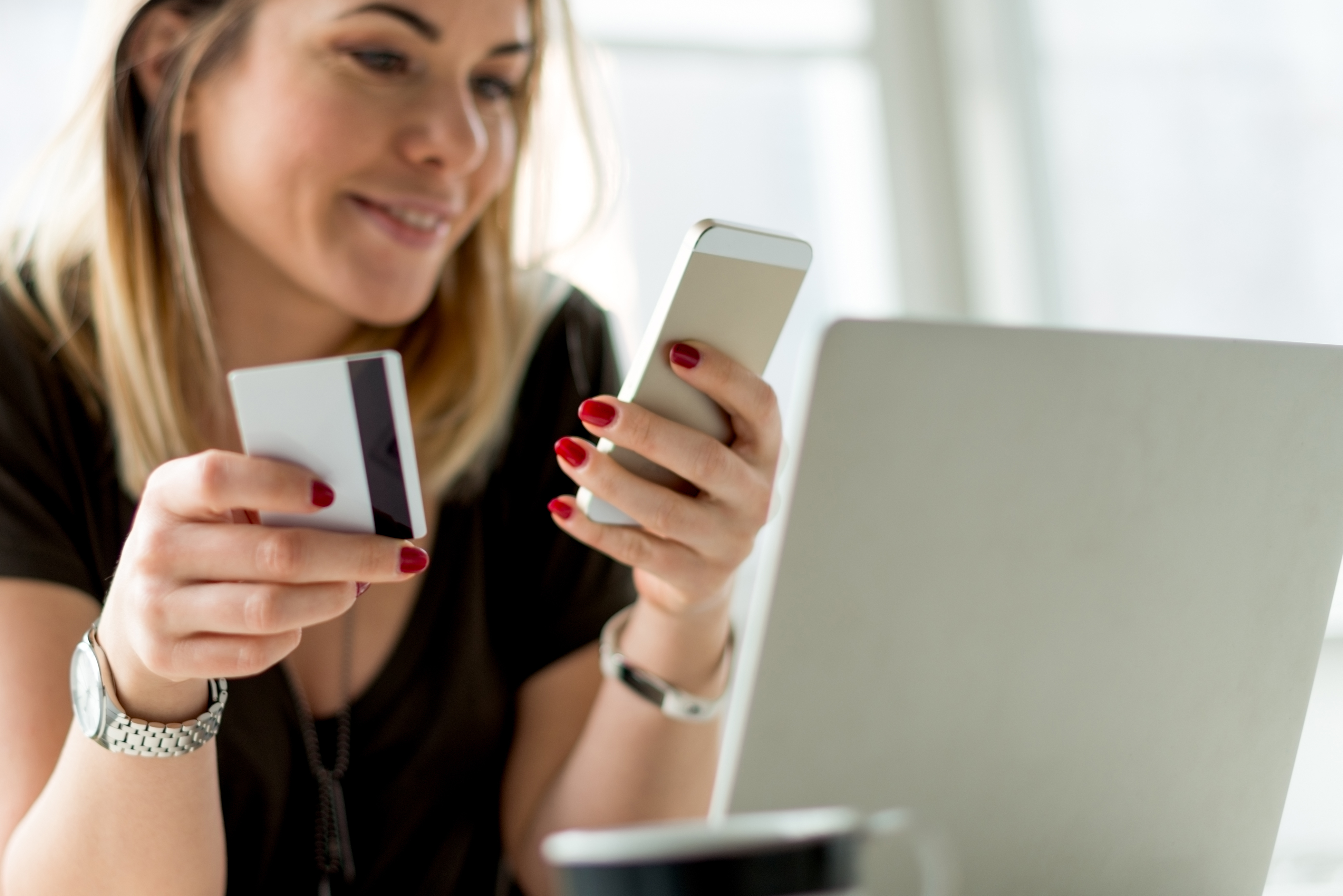 7 Ways to Monitor Your Accounts and Reduce the Risk of Fraud